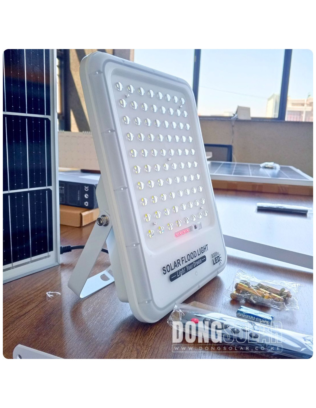 Solar FLOOD Light 300W Premium Daylight White