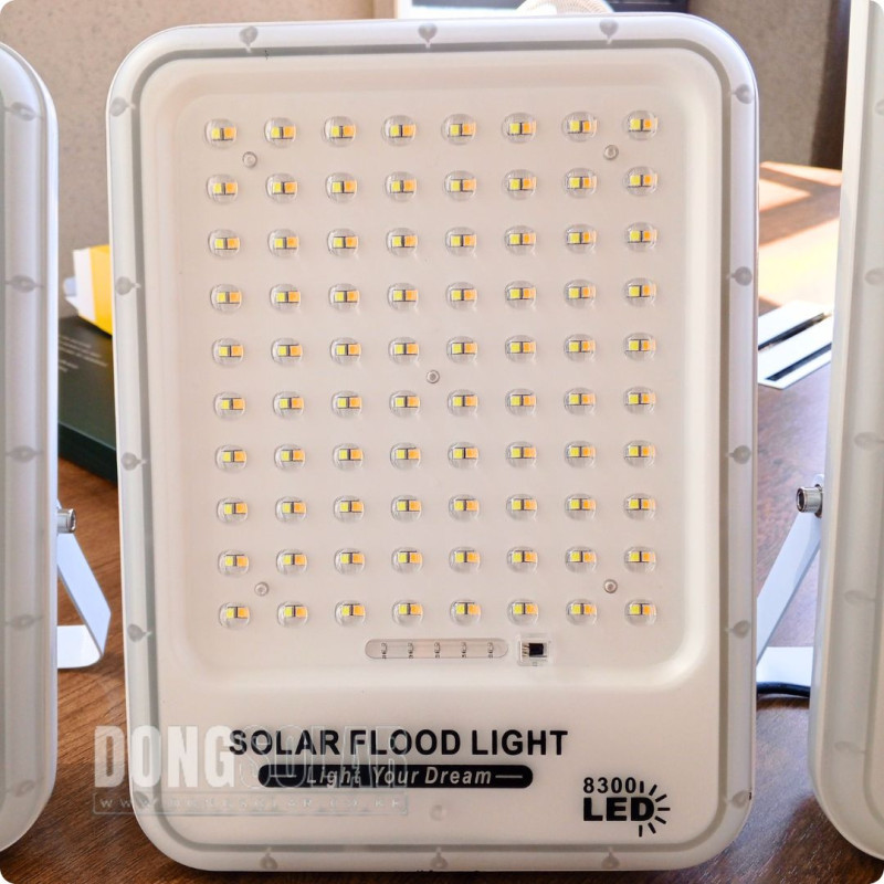 200W Solar Flood Light Warm White